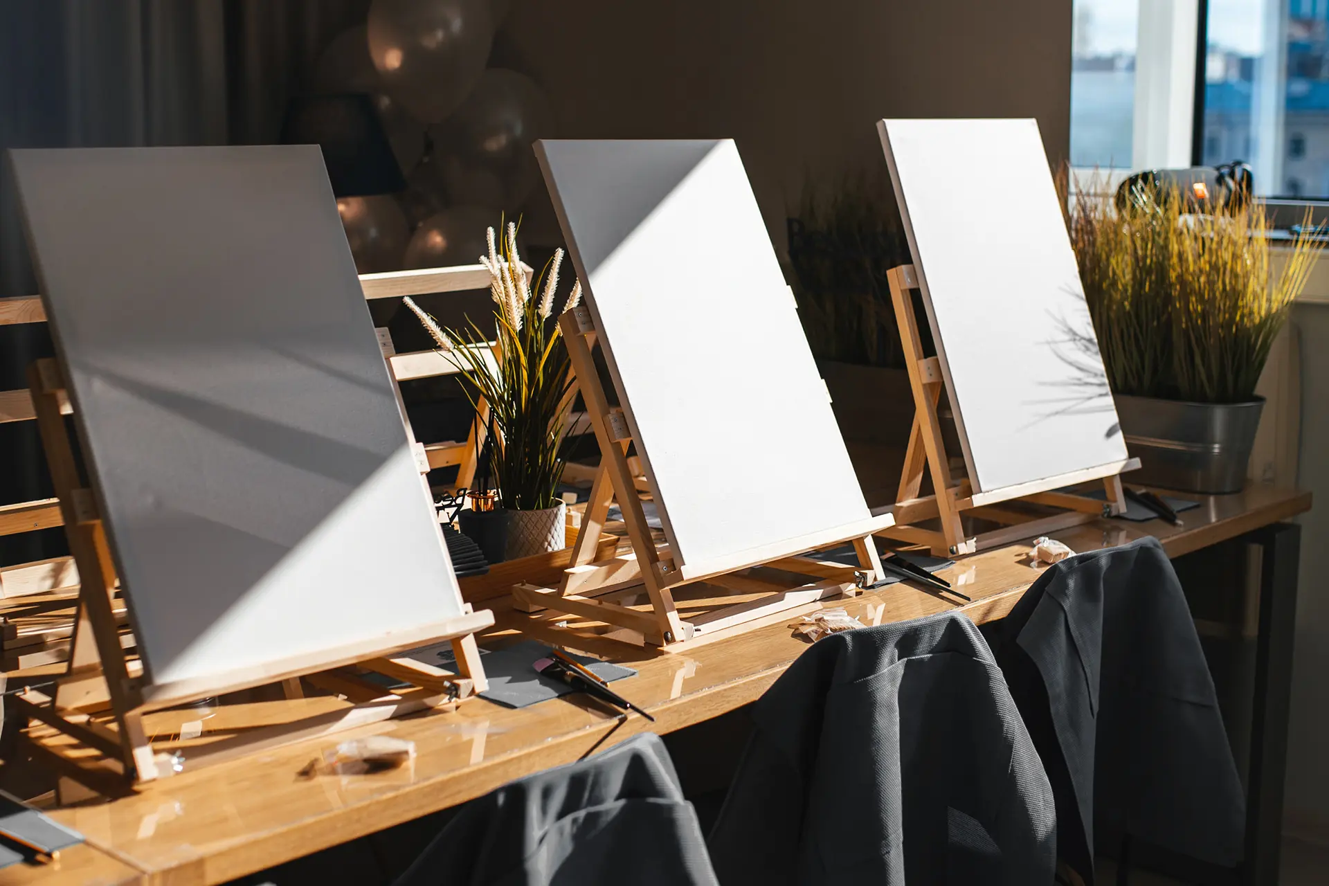 Wooden Easels Manufacturer Custom and Wholesale Supply Sunyard Art Factory