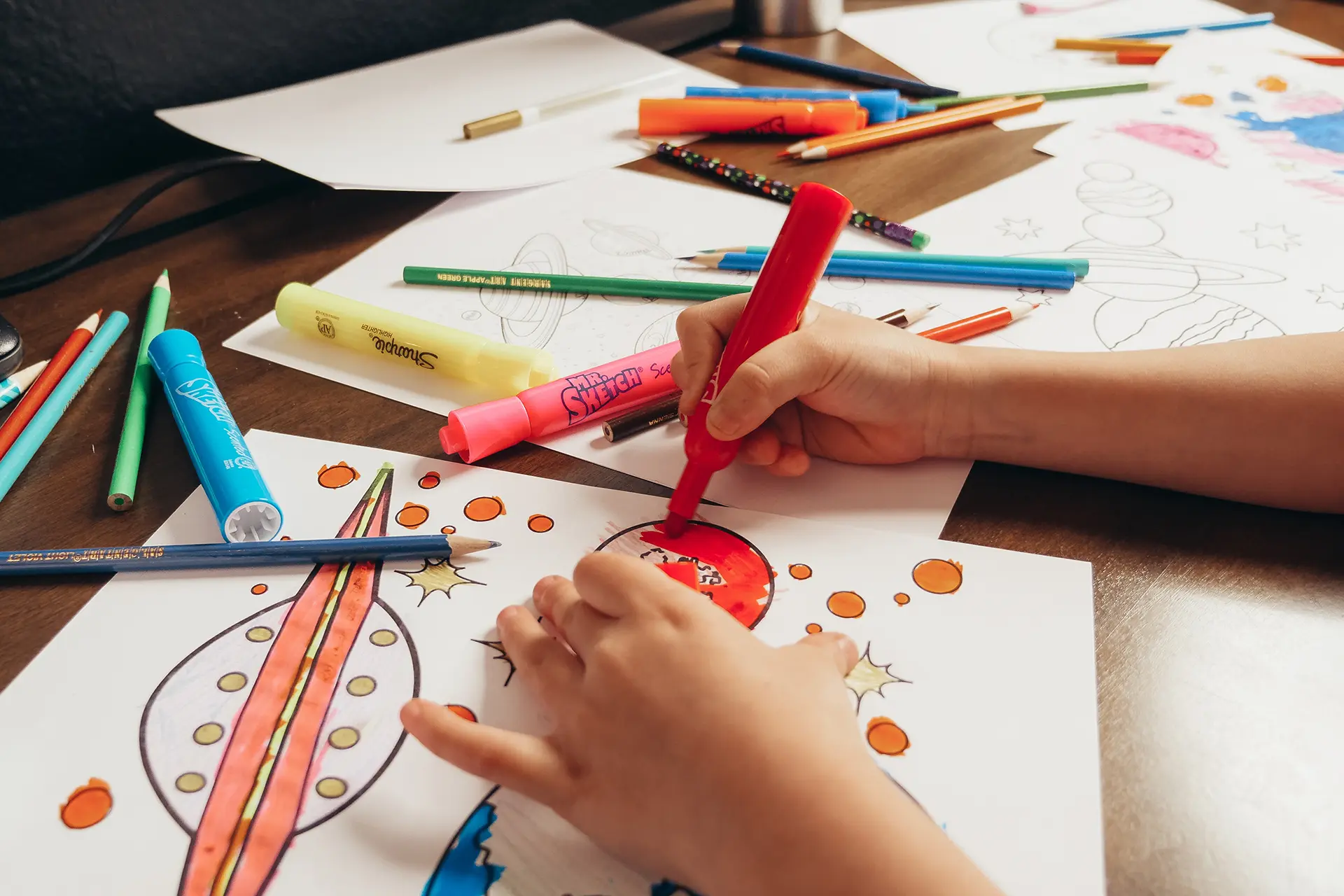 Scented Markers Discovery – Complete Fragrant Marker Set for Kids ...